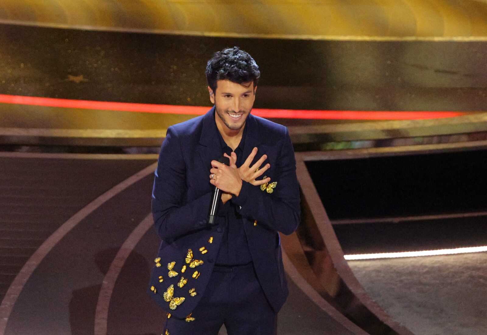 Sebastian Yatra Wallpapers (29 images) - WallpaperCat