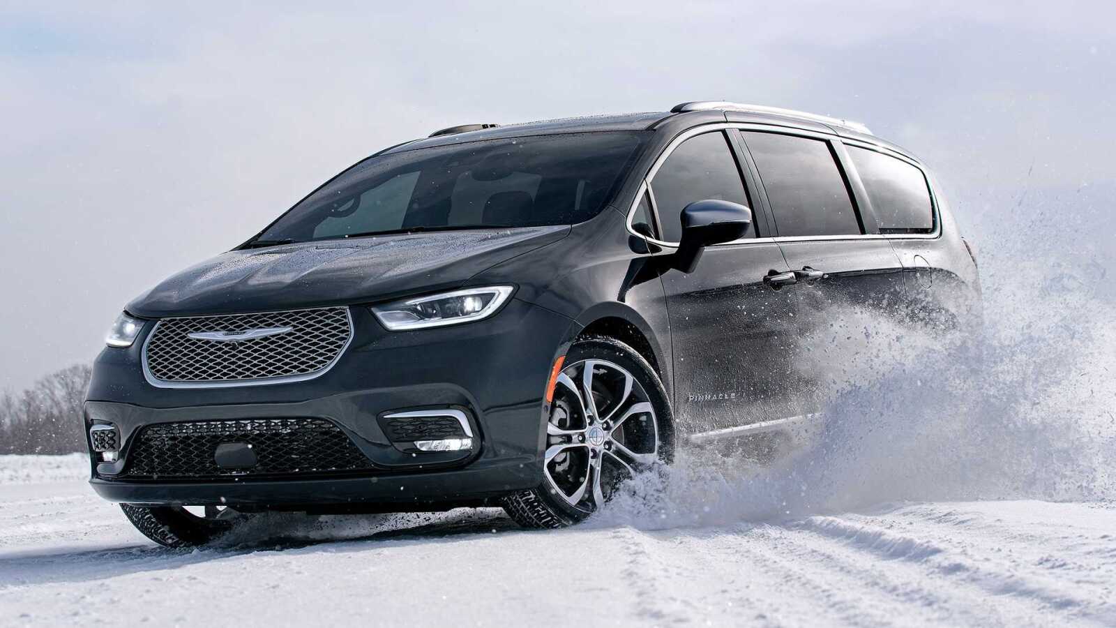 New Chrysler Pacifica Bradenton Wallpaper 8k