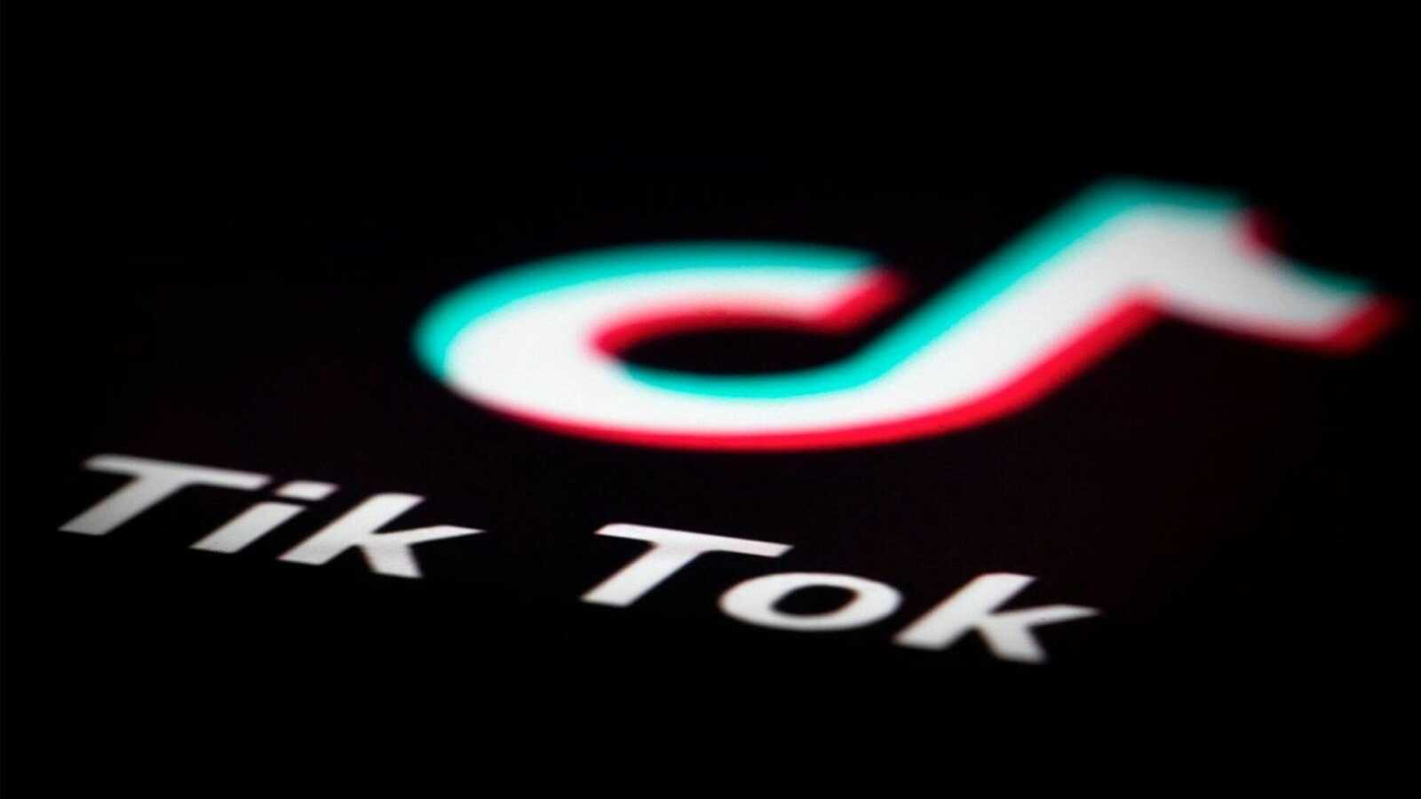 TikTok Wallpapers (34 images) - WallpaperCat