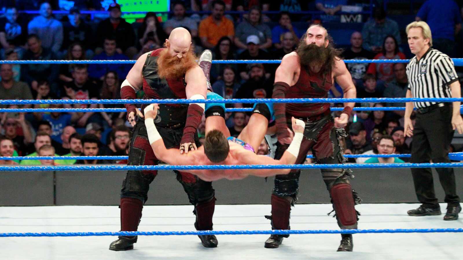 WWE SmackDown Wallpapers (38 images) - WallpaperCat