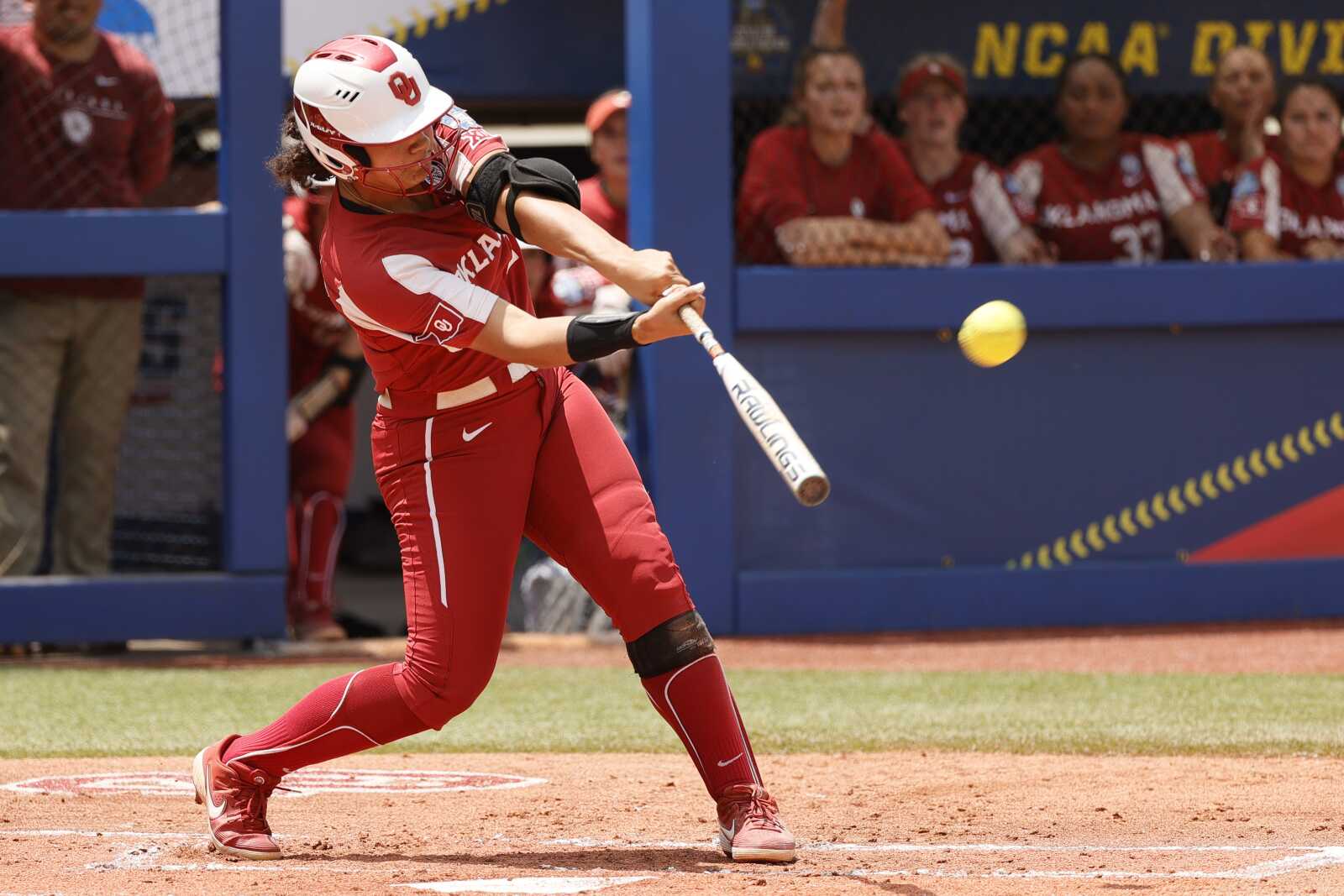 Softball Wallpapers (47 images) - WallpaperCat