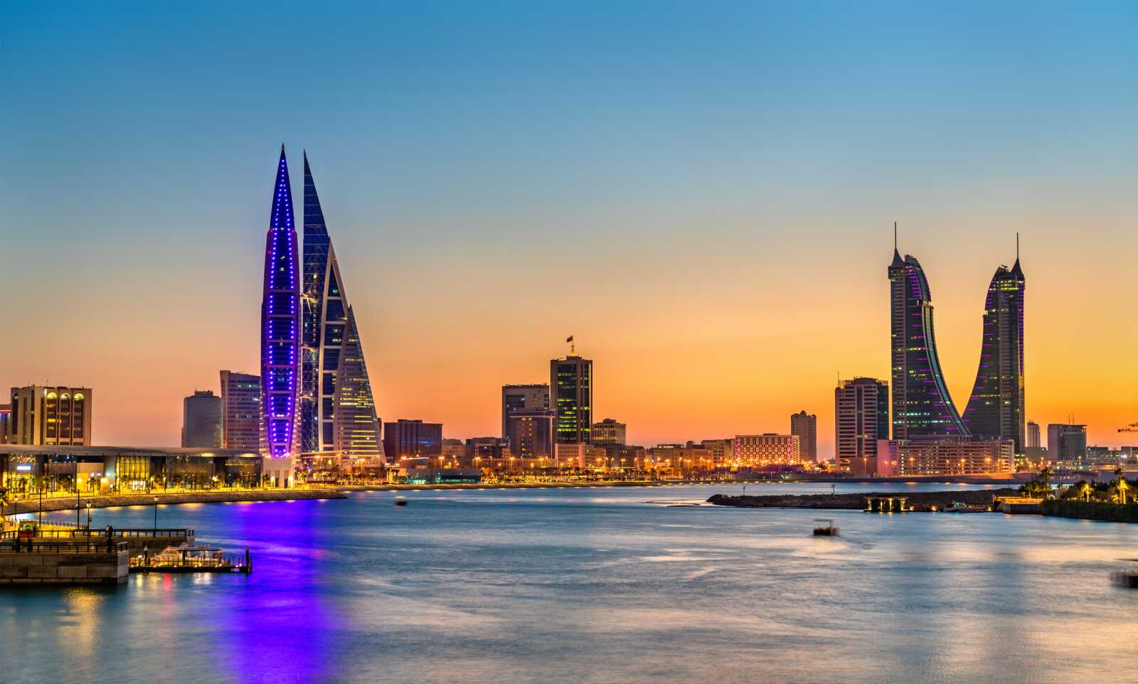 Manama (Bahrain) Wallpapers (26 images) - WallpaperCat
