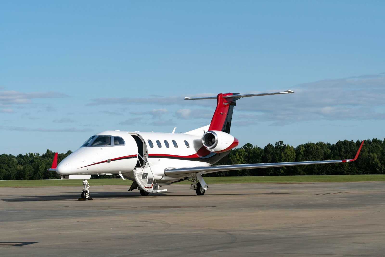 Embraer Phenom Wallpapers (54 images) - WallpaperCat