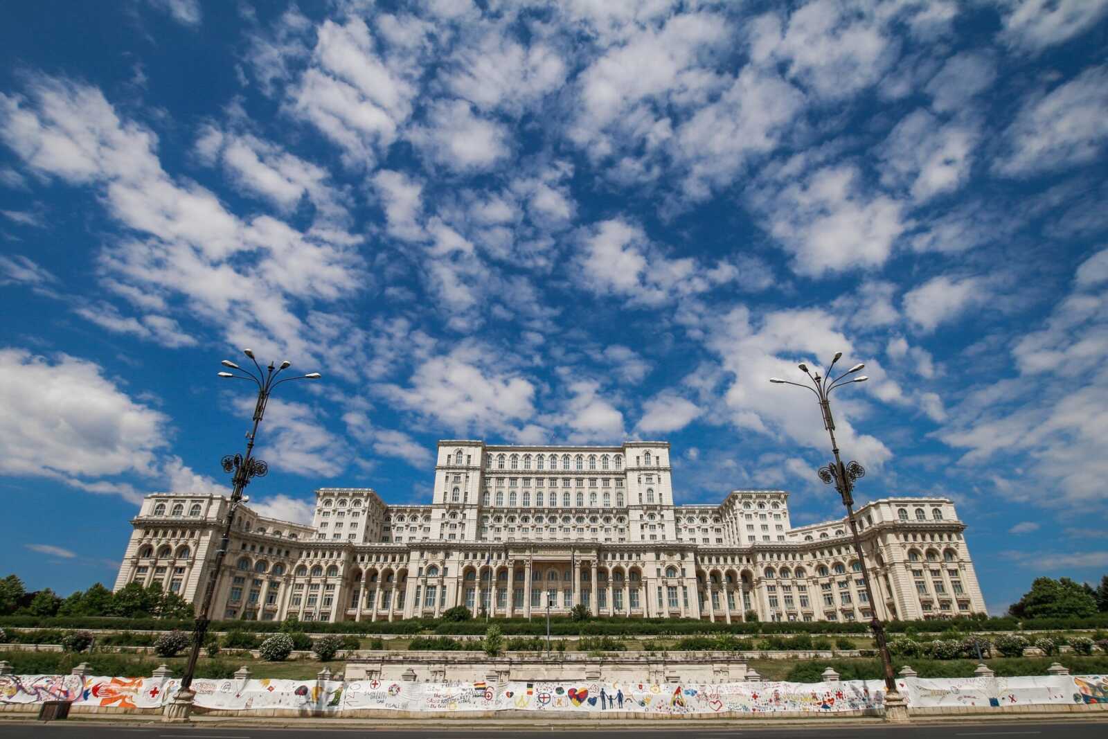 Bucharest Wallpapers (34 images) - WallpaperCat