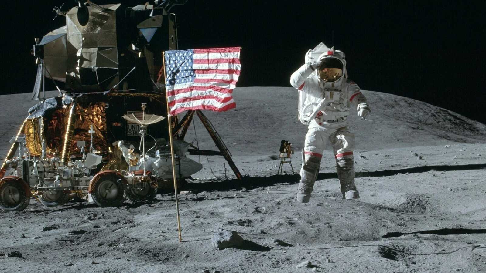 Apollo 11 Wallpapers (37 images) - WallpaperCat