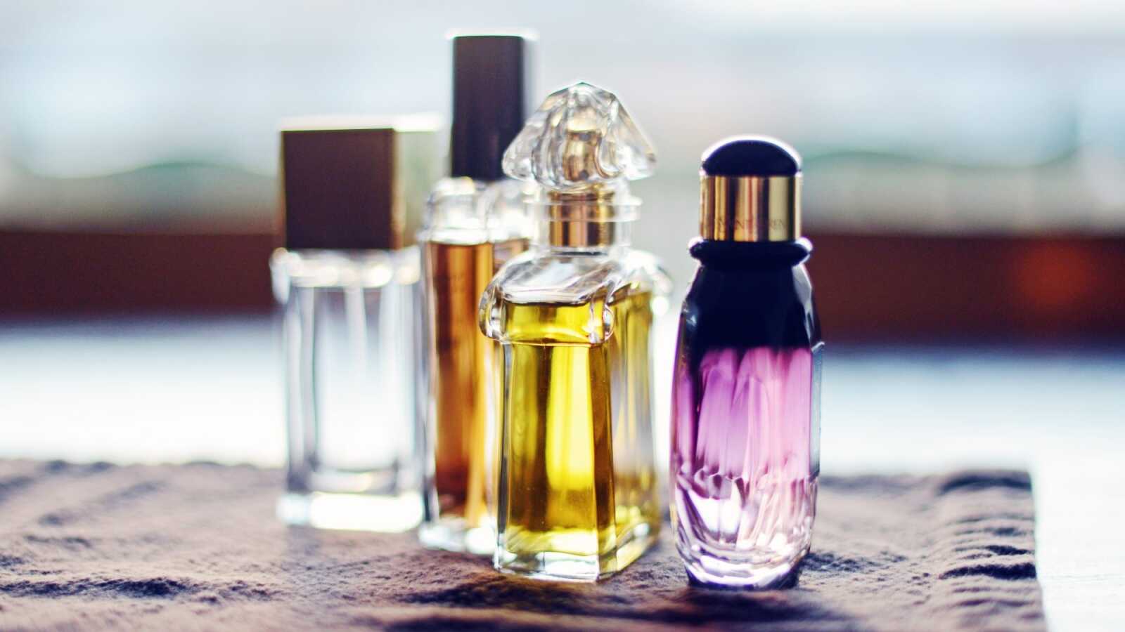 Perfume Wallpapers (26 images) - WallpaperCat