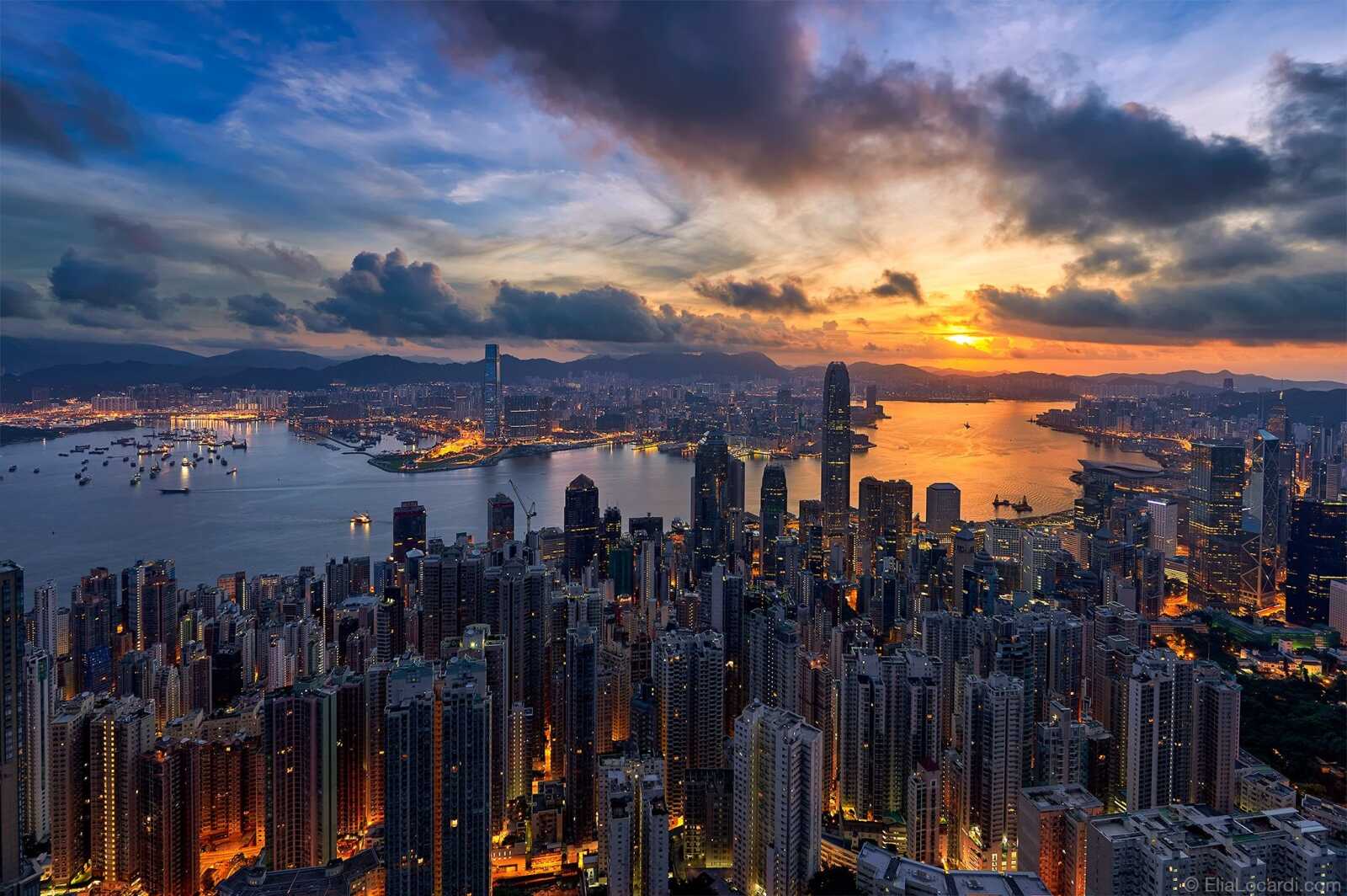 Cityscape Wallpapers (51 images) - WallpaperCat