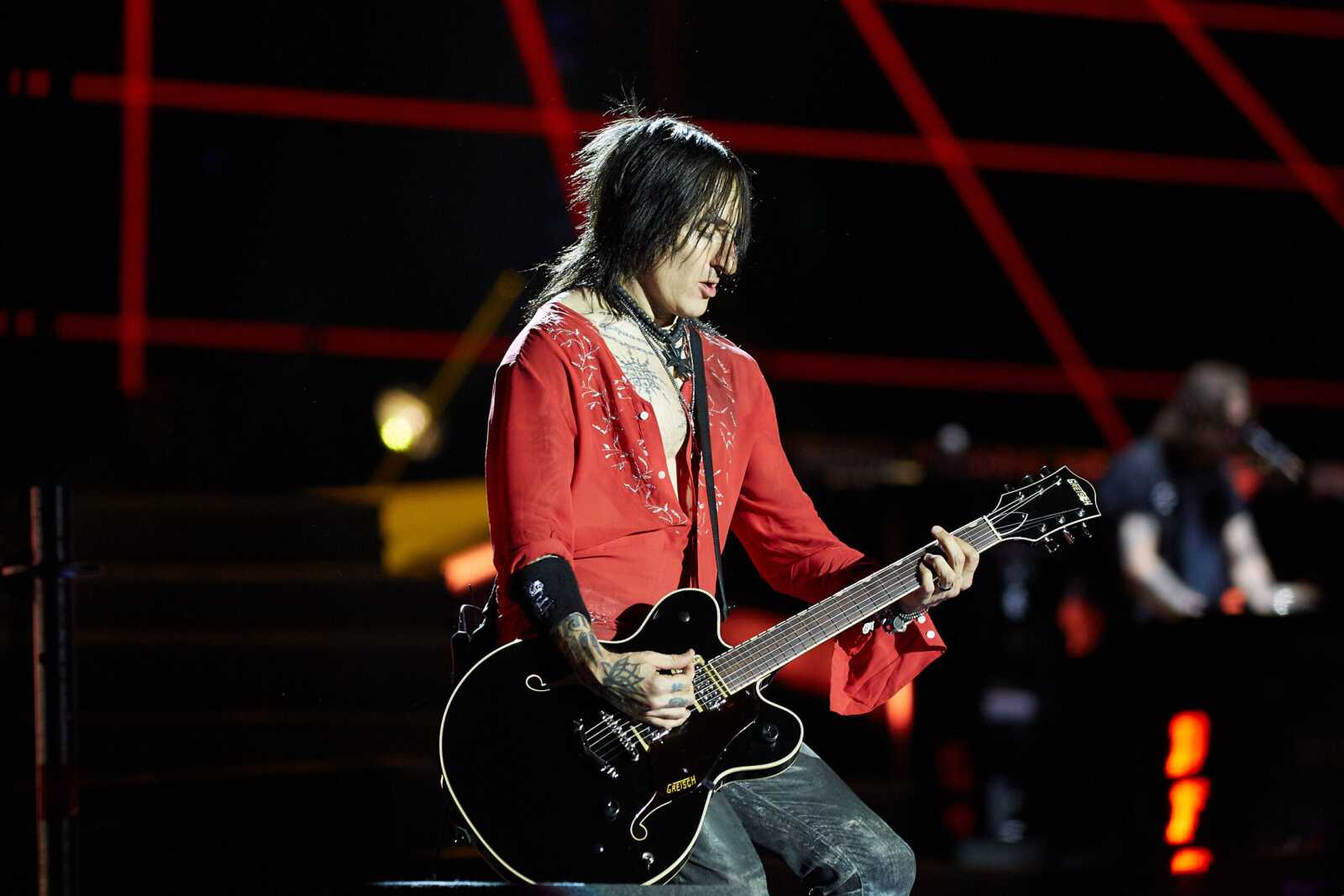 Richard Fortus Wallpapers (6 images) - WallpaperCat