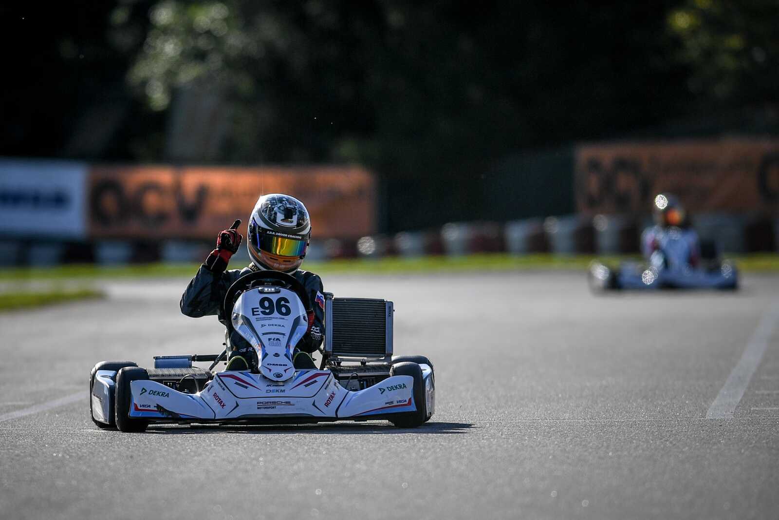 Karting Wallpapers (36 images) - WallpaperCat