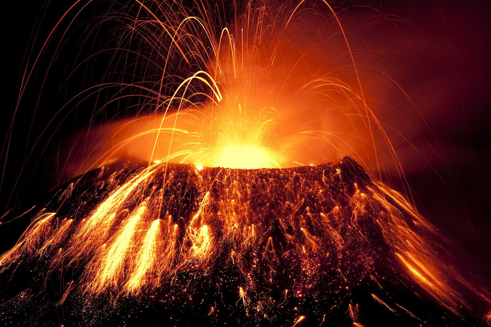 Volcano Wallpapers (137 images) - WallpaperCat