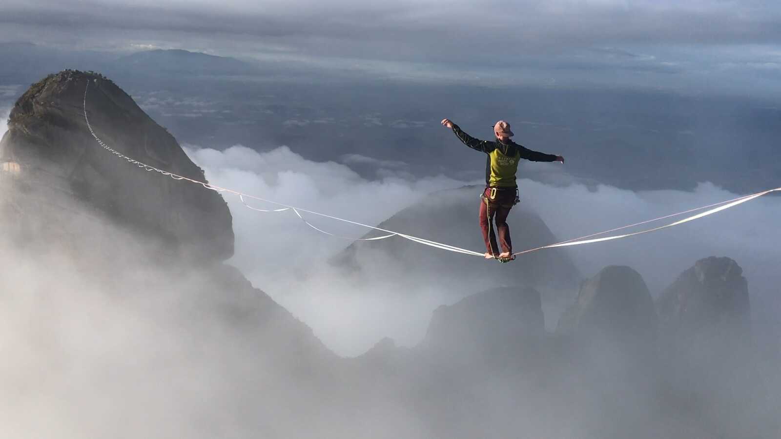 Slacklining Wallpapers (38 images) - WallpaperCat