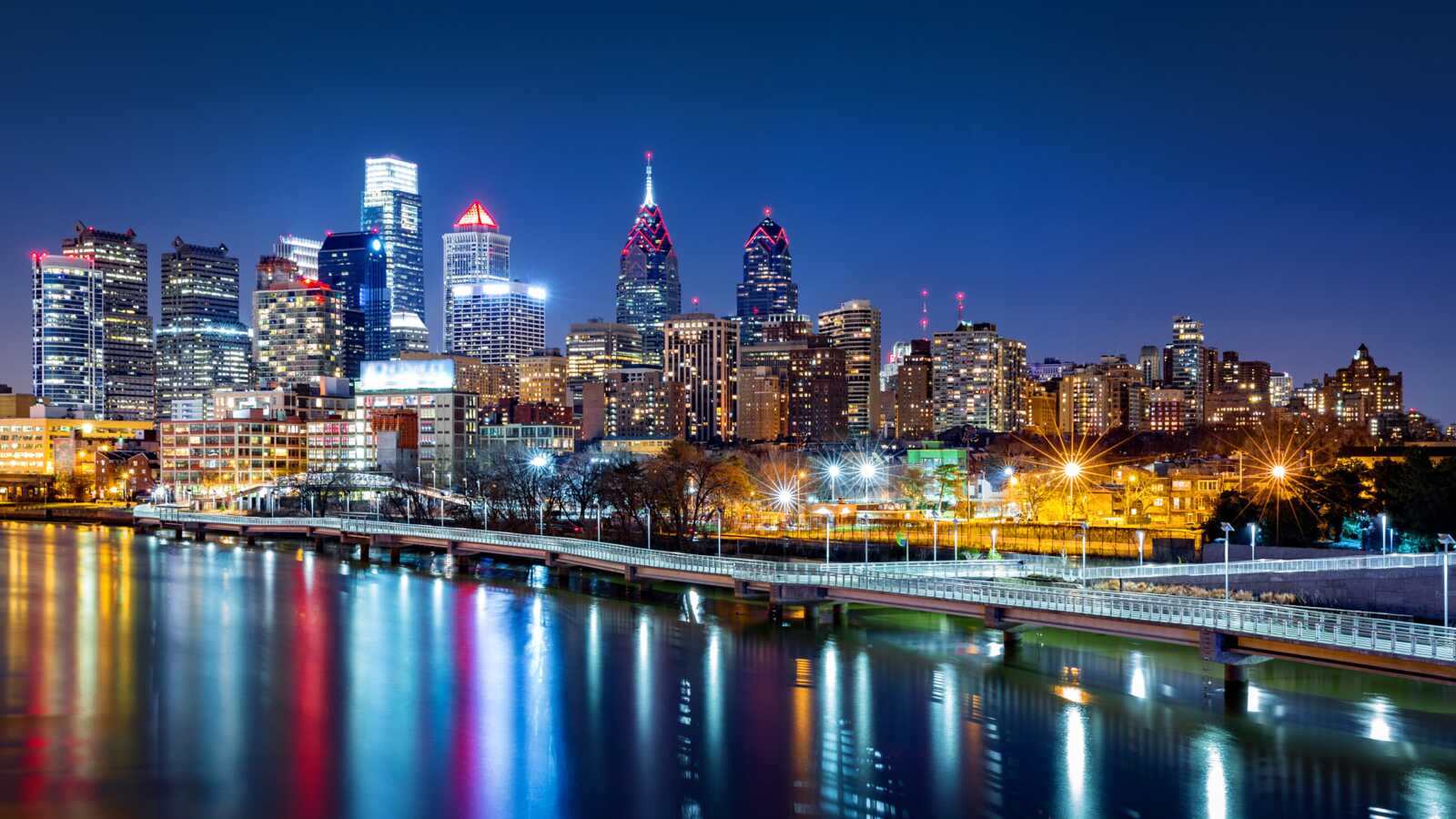 Philadelphia Skyline Wallpapers (45 images) - WallpaperCat