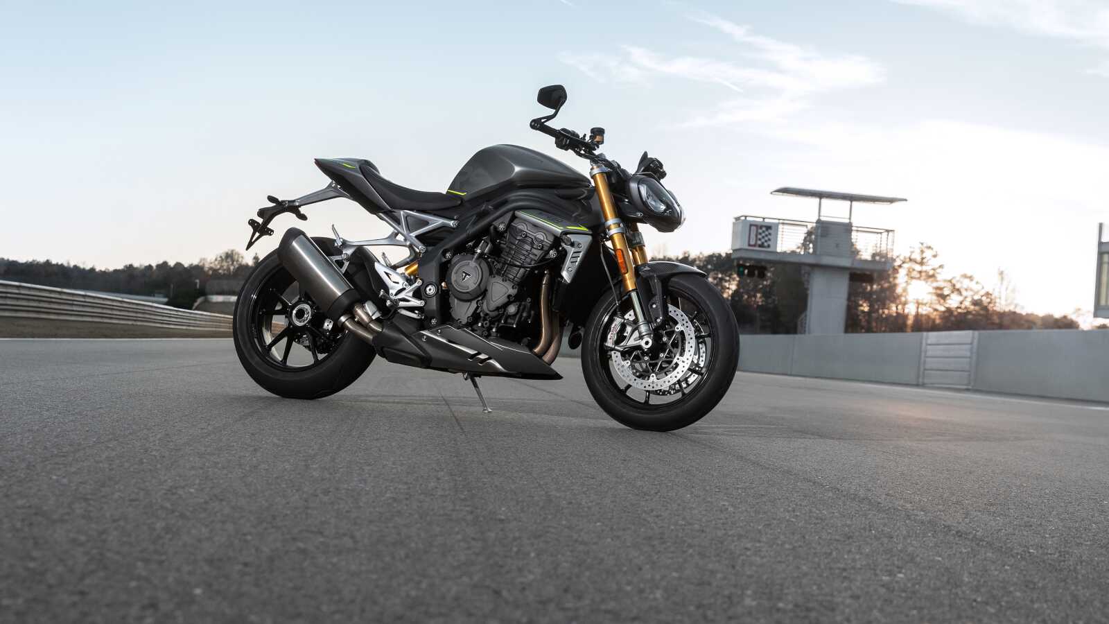Triumph Street Triple RS Wallpapers (64 images) - WallpaperCat