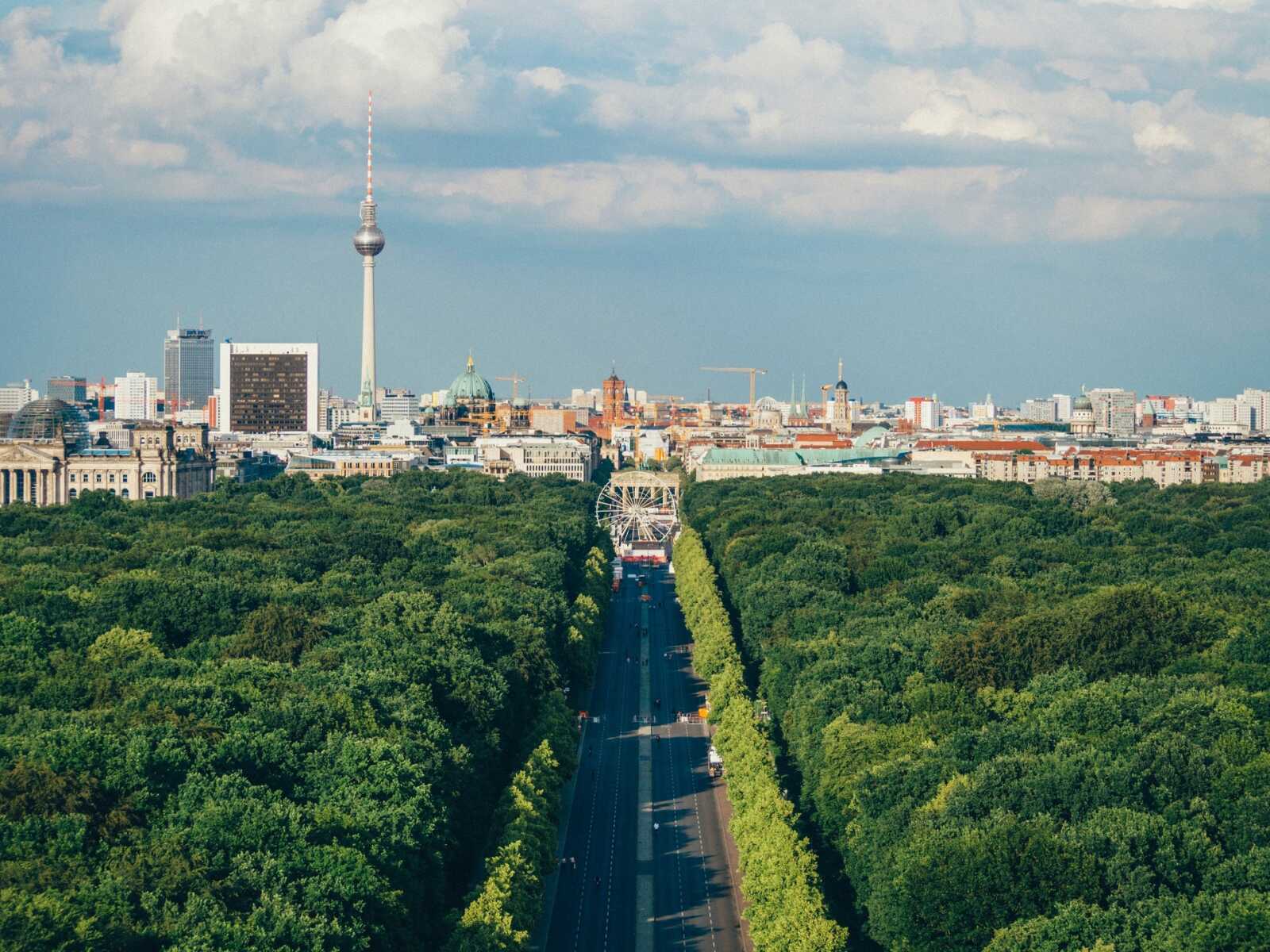 Berlin Wallpapers (61 images) - WallpaperCat
