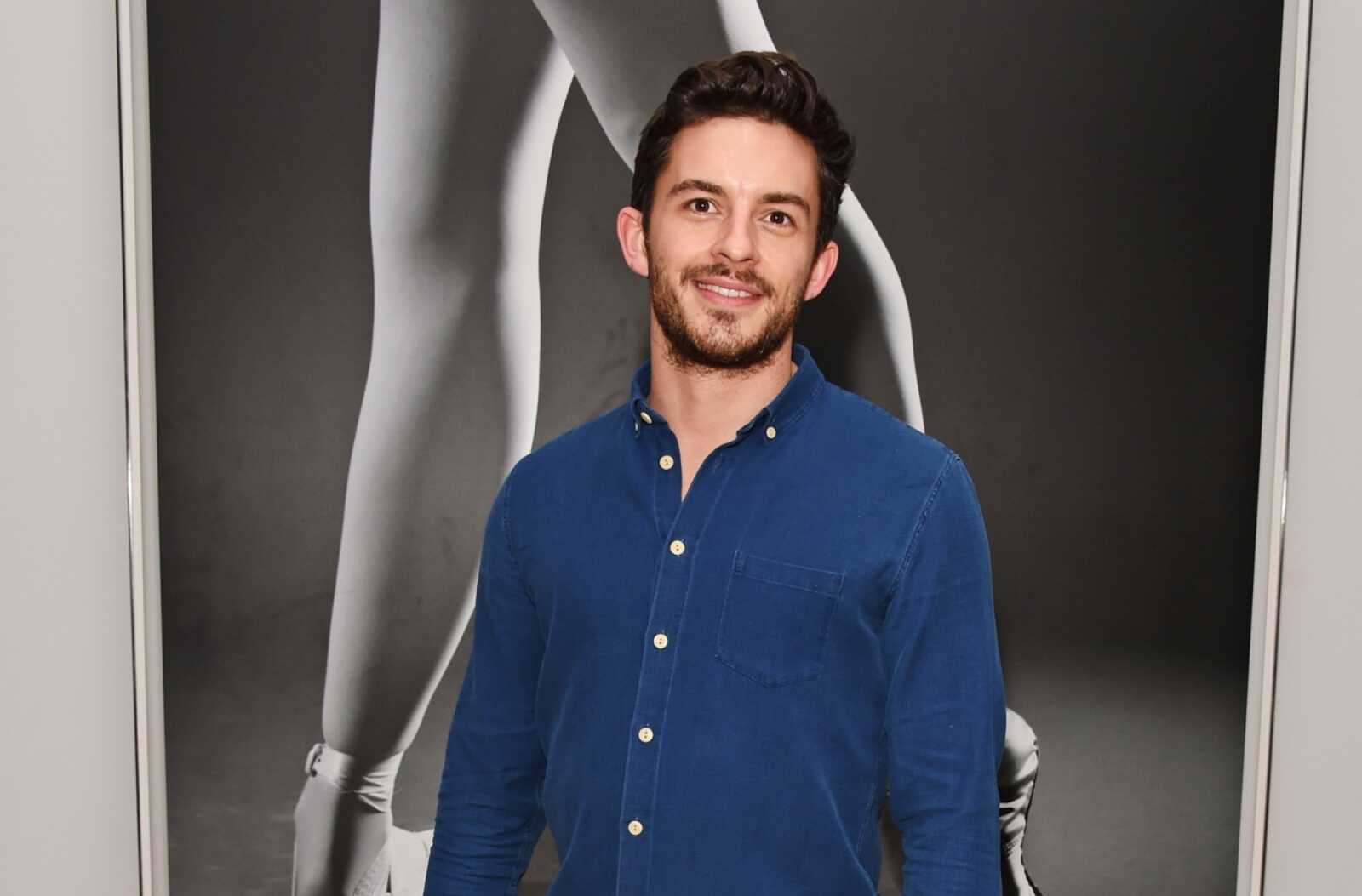 Jonathan Bailey Wallpapers (37 images) - WallpaperCat