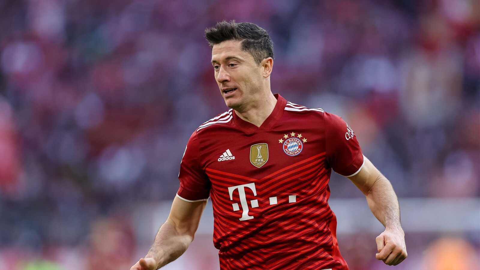 Robert Lewandowski Wallpapers (30 images) - WallpaperCat