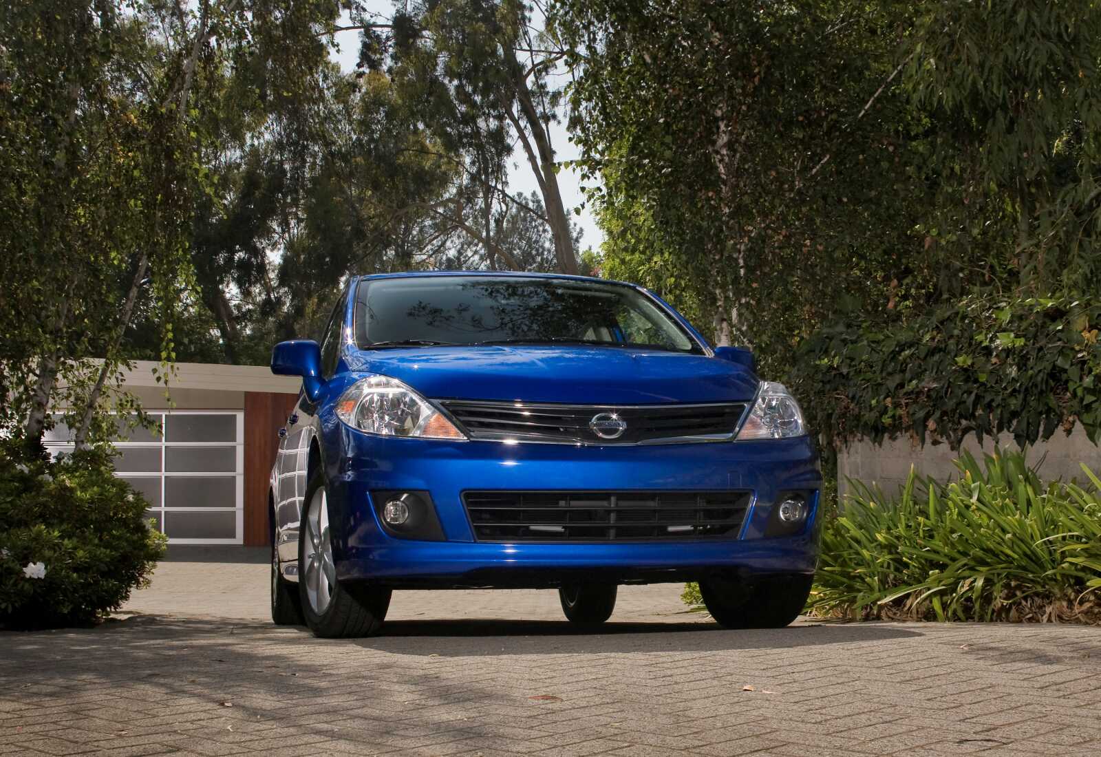 Nissan Versa Wallpapers (29 images) - WallpaperCat