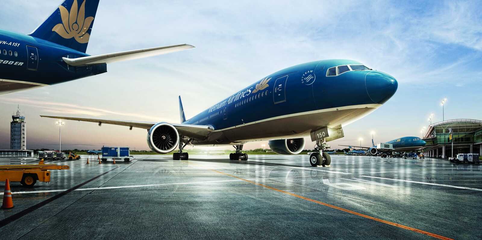Vietnam Airlines Wallpapers (30 images) - WallpaperCat