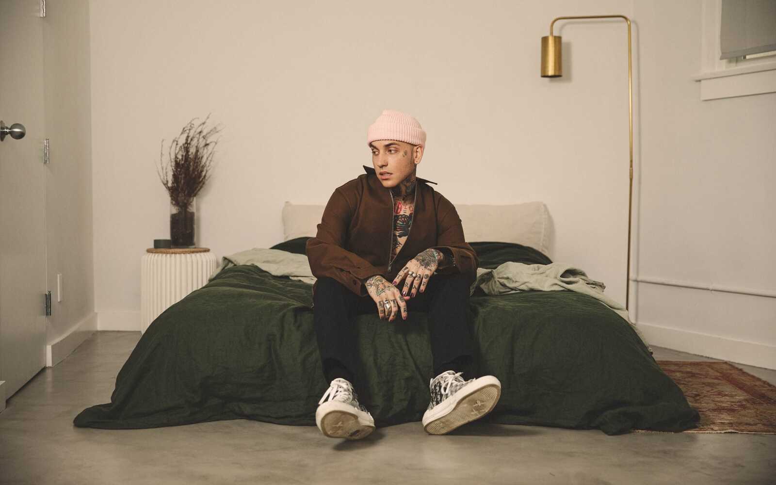 Blackbear (Singer) Wallpapers (20 images) - WallpaperCat