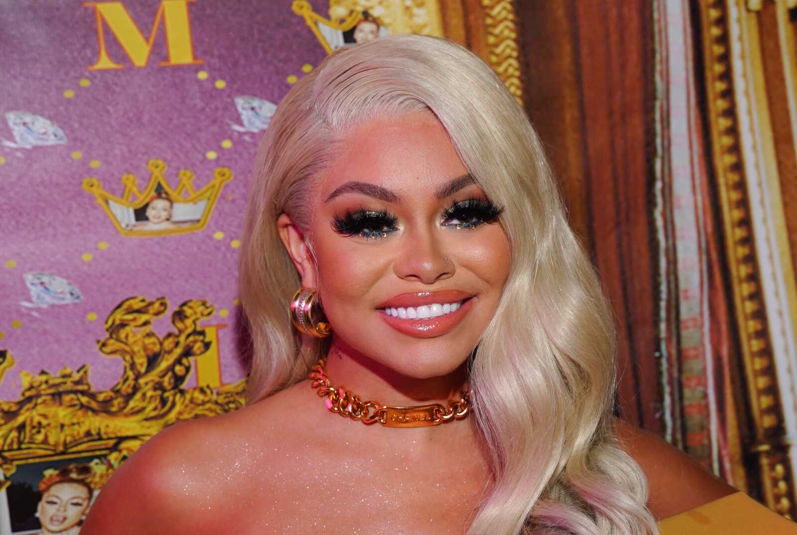 Latto Wallpapers (30 images) - WallpaperCat