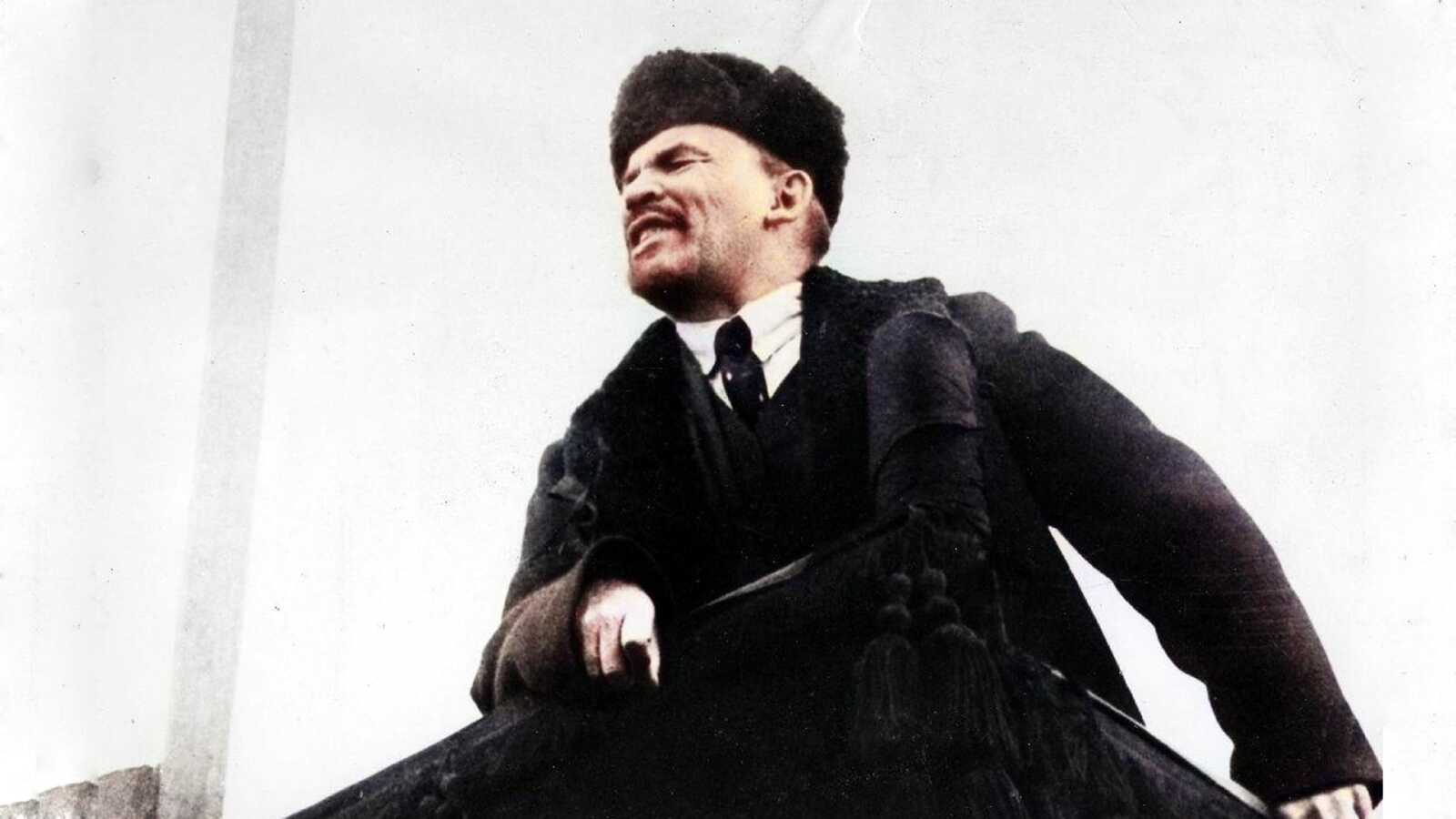 Lenin Wallpapers (24 images) - WallpaperCat