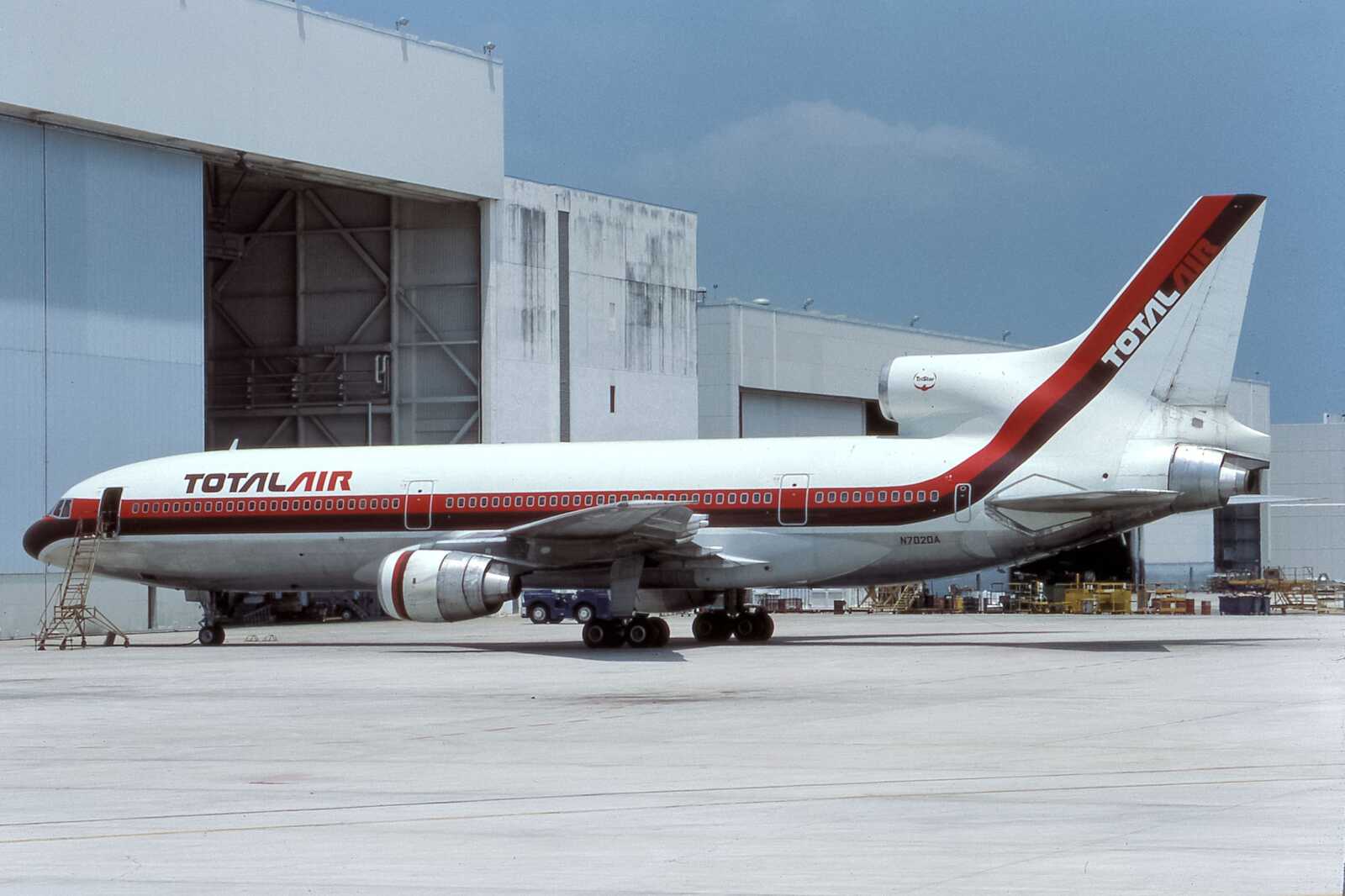 Lockheed L-1011 Wallpapers (35 images) - WallpaperCat