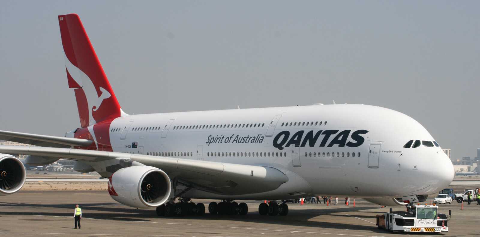 Qantas Wallpapers (47 images) - WallpaperCat