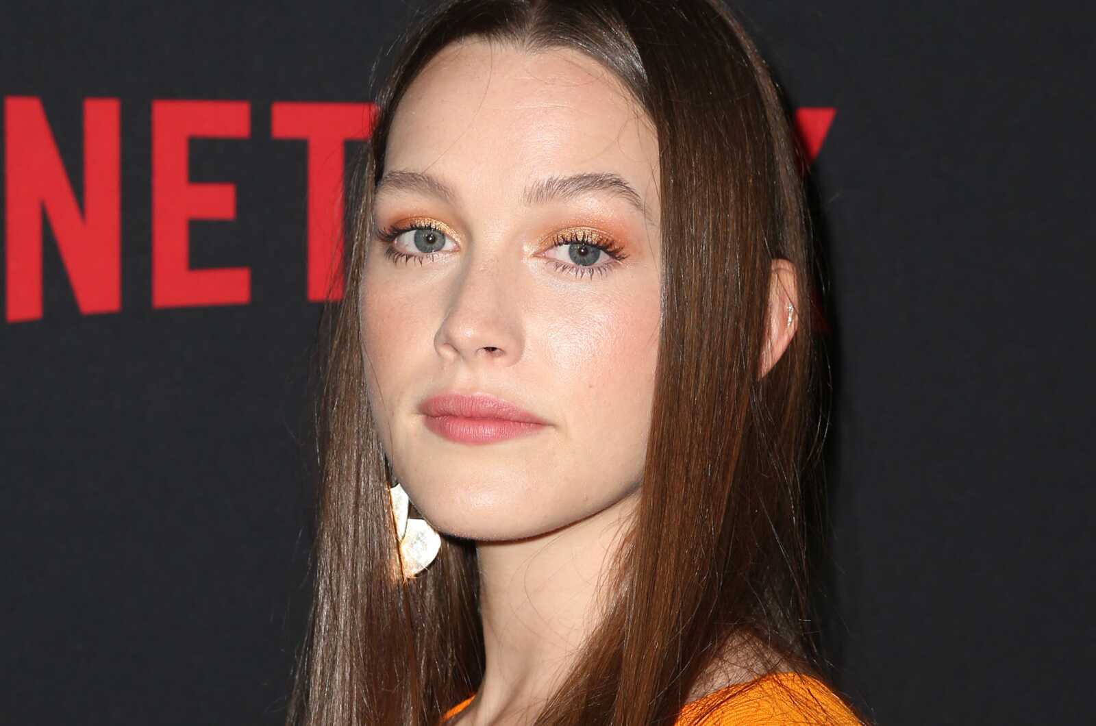 Victoria Pedretti Wallpapers (31 images) - WallpaperCat