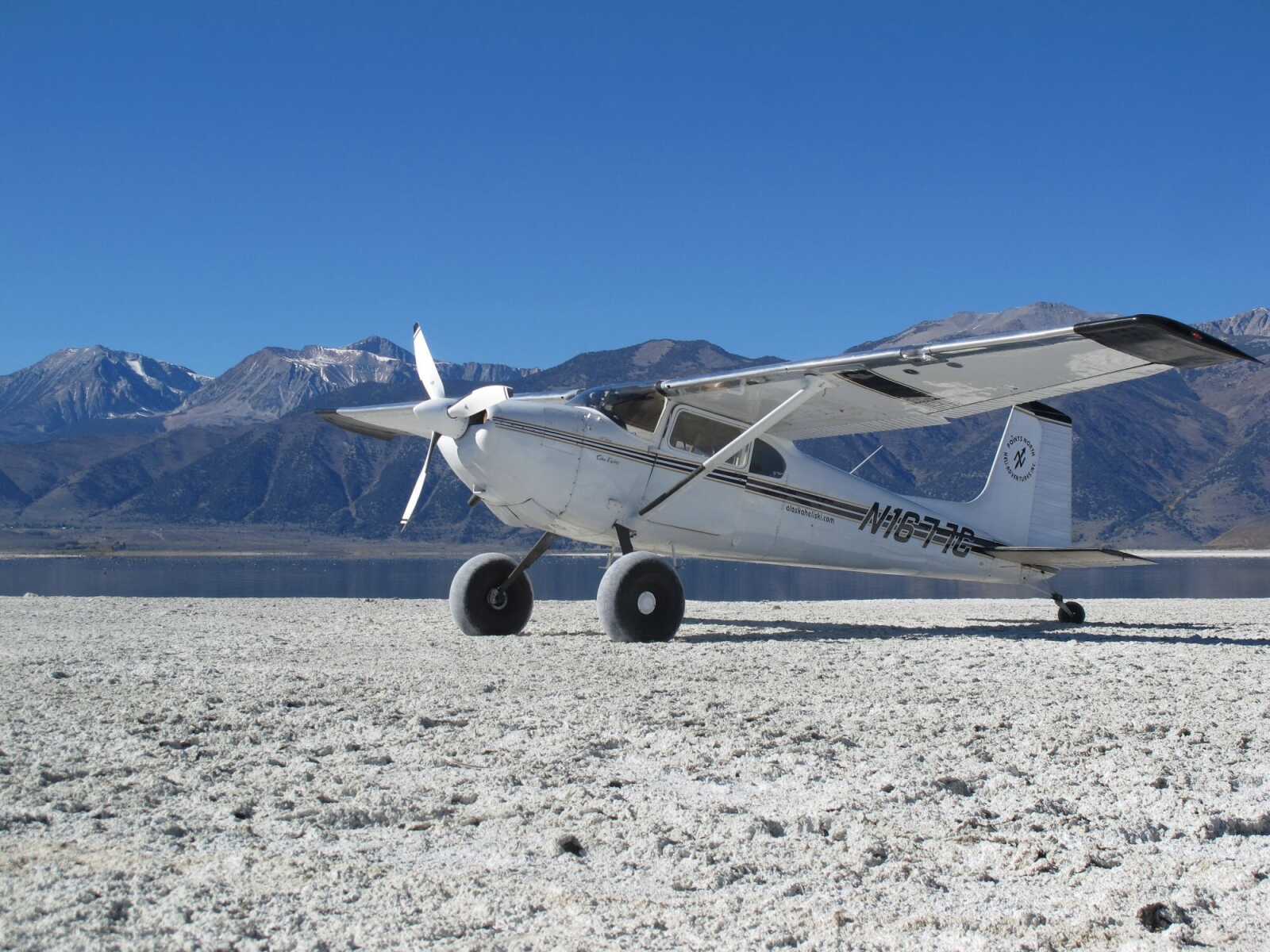 Cessna 180 Wallpapers (9 images) - WallpaperCat