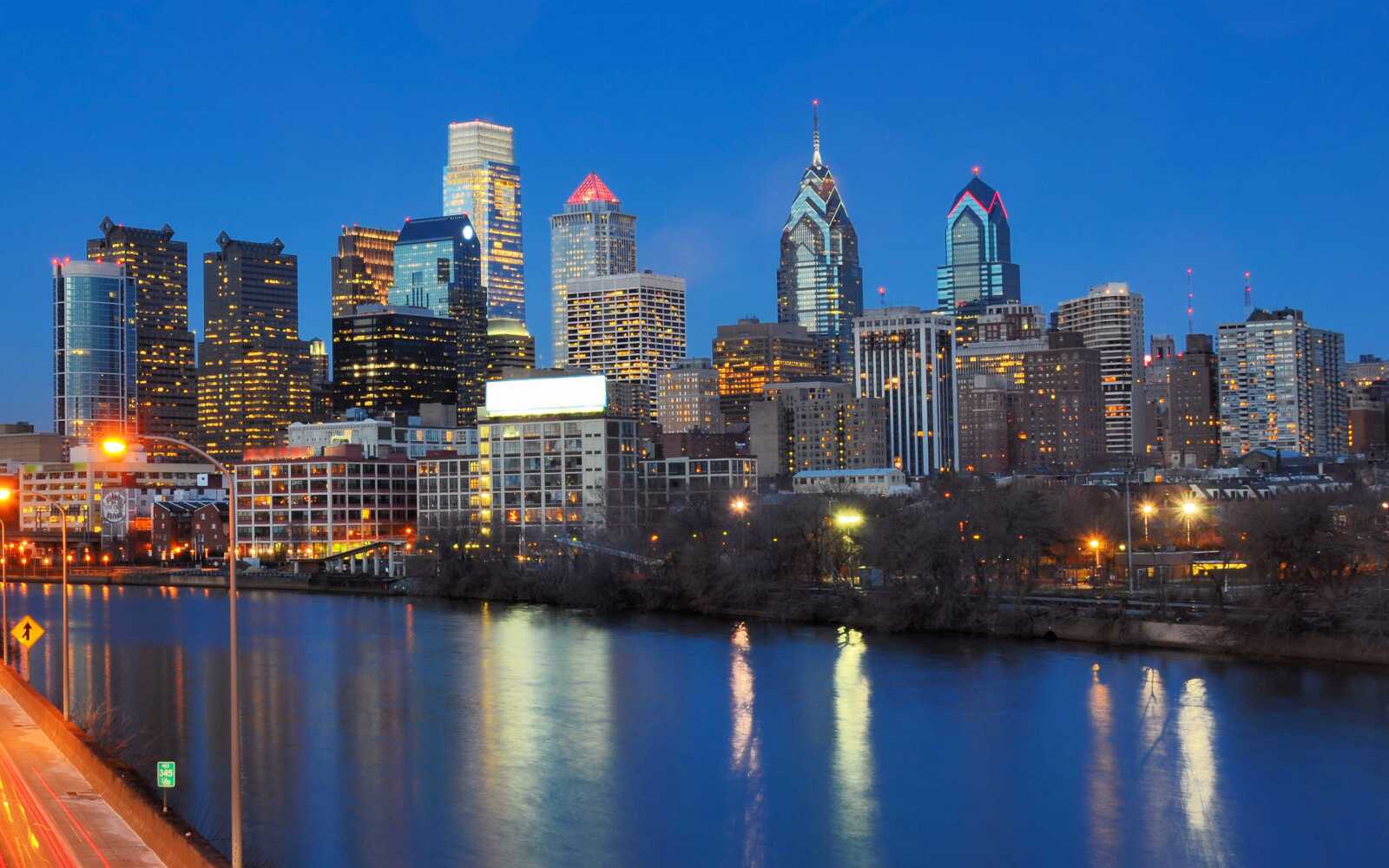 Philadelphia Skyline Wallpapers (45 images) - WallpaperCat