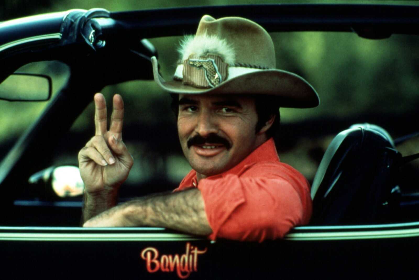Burt Reynolds Wallpapers (30 images) - WallpaperCat