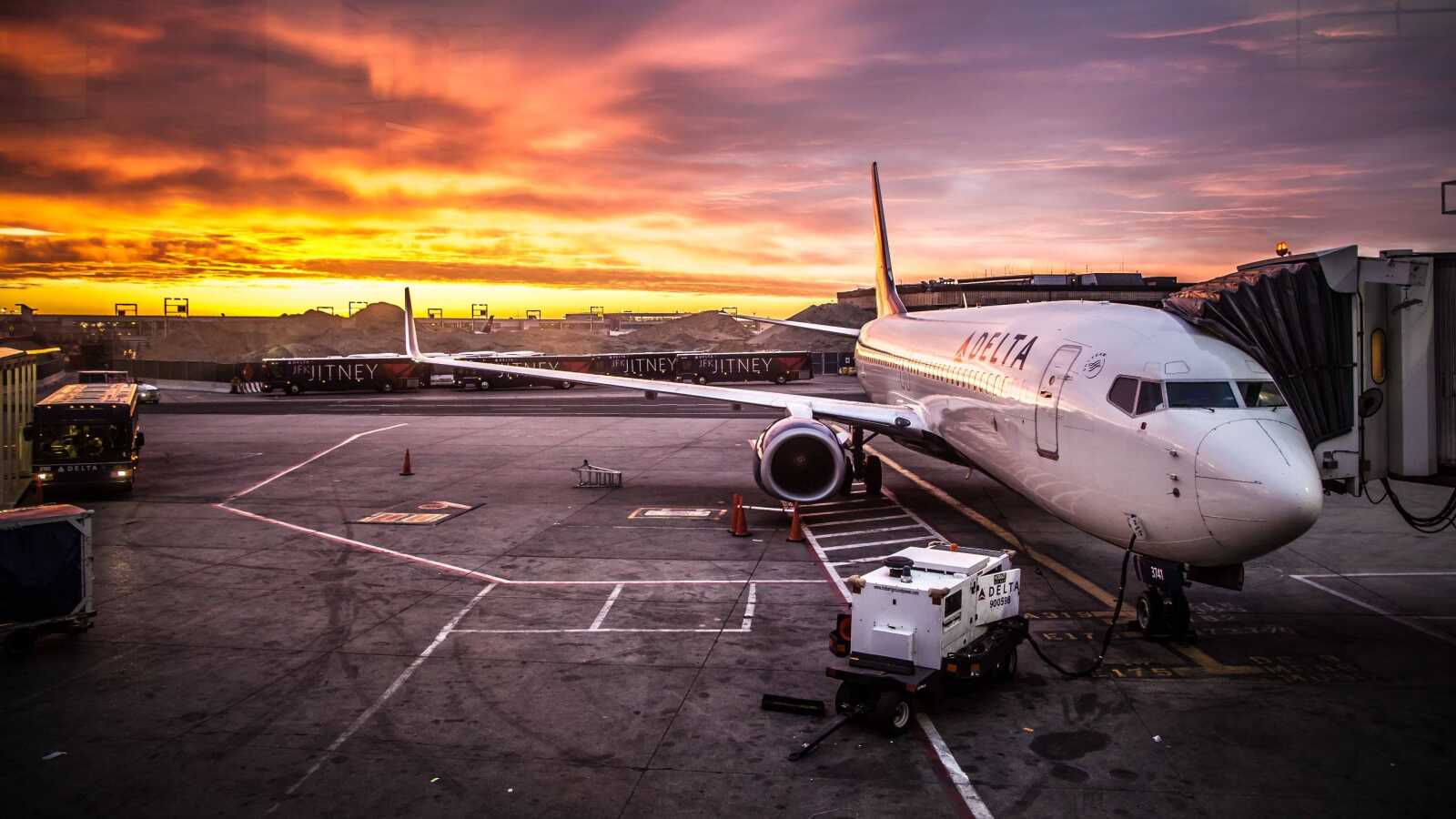 Aircraft Wallpapers (50 images) - WallpaperCat