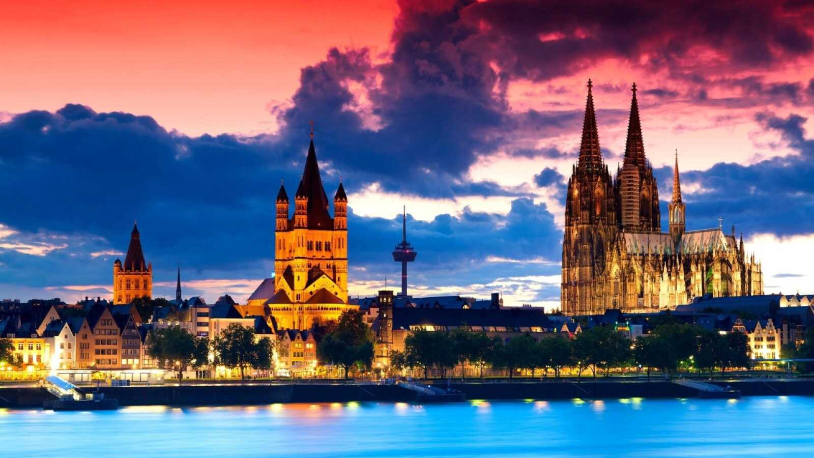 Cathedral Wallpapers (49 images) - WallpaperCat