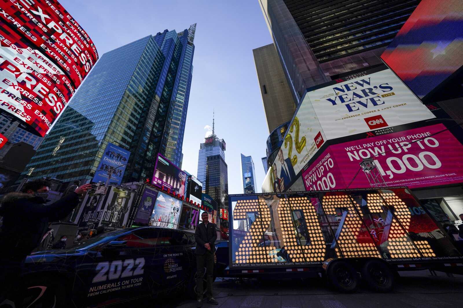 Times Square Wallpapers (59 images) - WallpaperCat