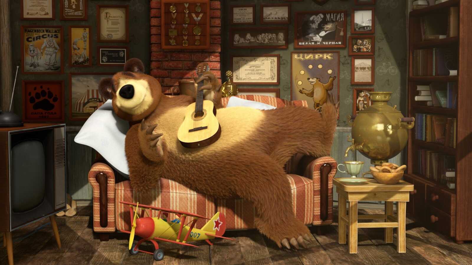 Masha and the Bear Wallpapers (61 images) - WallpaperCat