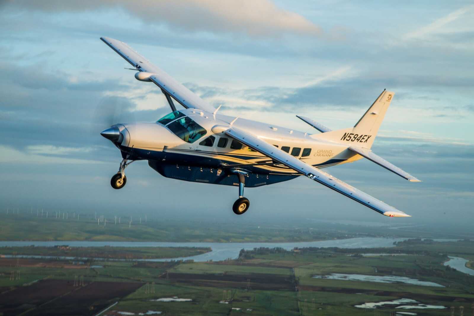 Cessna Caravan Wallpapers (27 images) - WallpaperCat