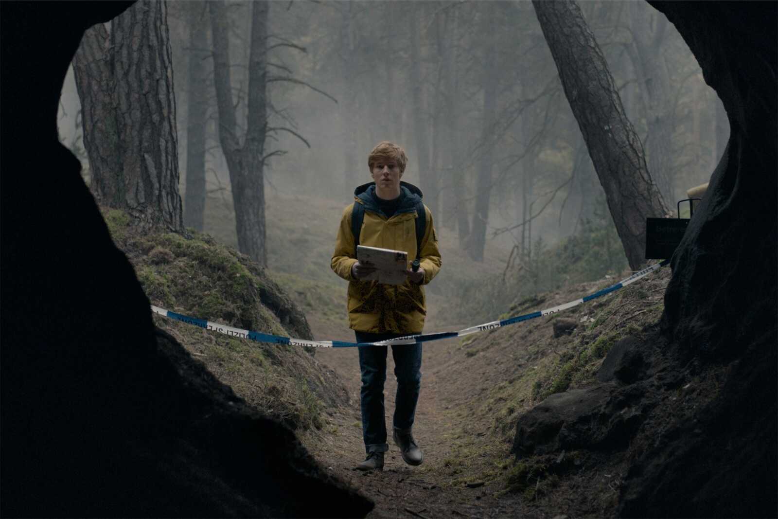 Dark (TV Series) Wallpapers (27 images) - WallpaperCat