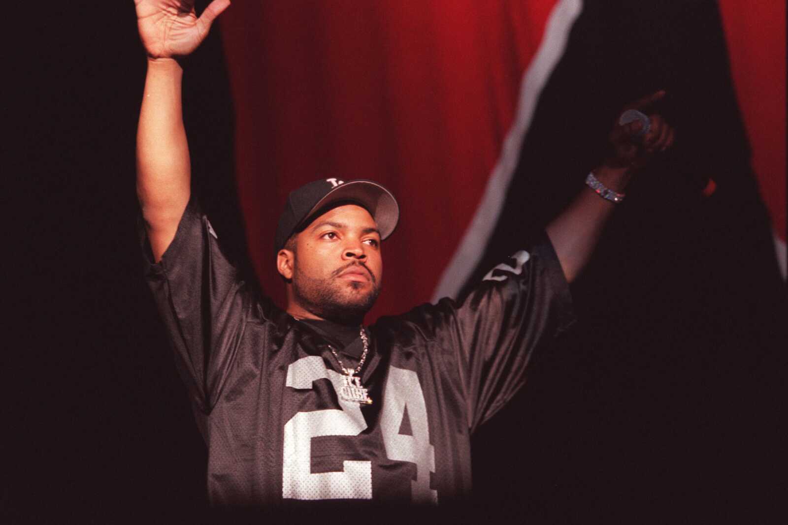 Ice Cube (Rapper) Wallpapers (42 images) - WallpaperCat