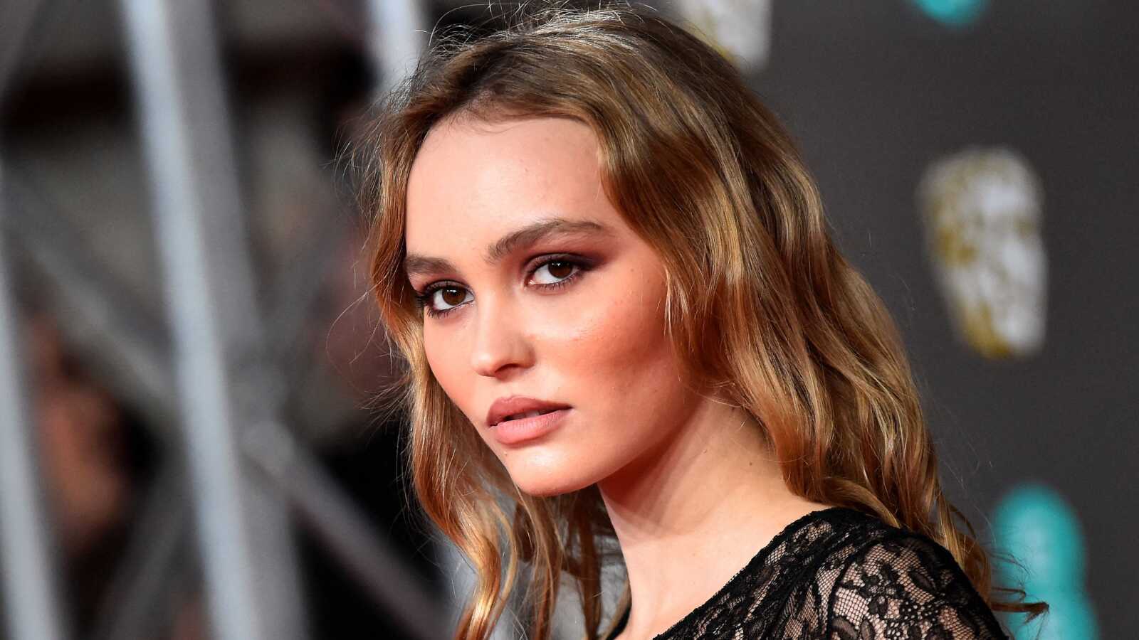 Lily-Rose Depp Wallpapers (43 images) - WallpaperCat