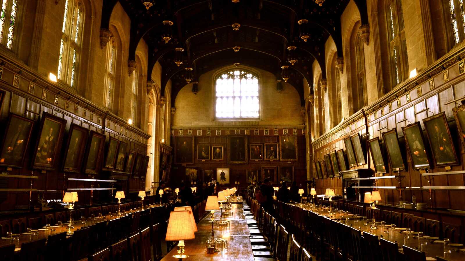 Hogwarts Wallpapers (30 images) - WallpaperCat