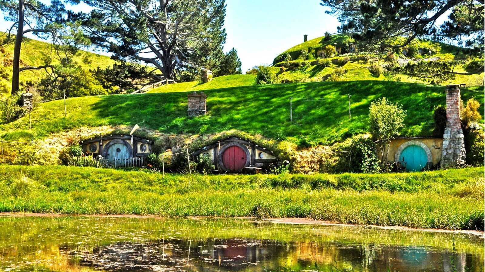The Shire The Lord Of The Rings Wallpapers 19 Images WallpaperCat The Shire The Lord Of The Rings Wallpapers 19 Images WallpaperCat