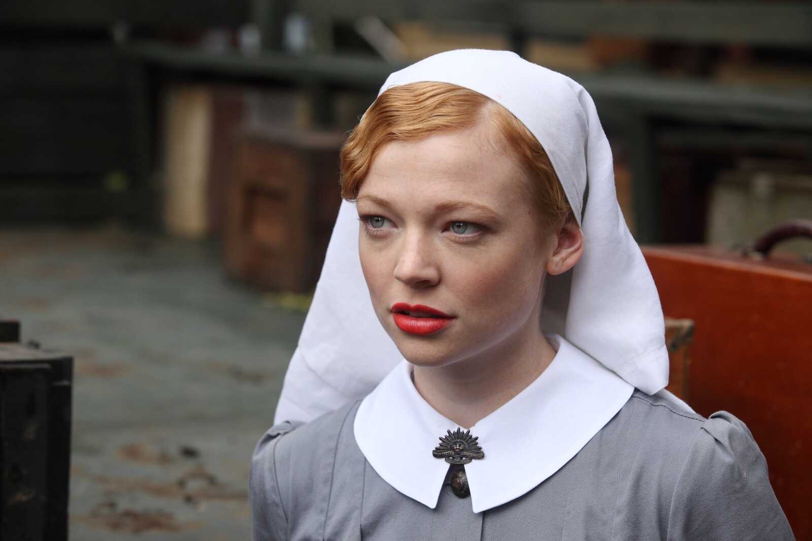 Sarah Snook Wallpapers (43 images) - WallpaperCat