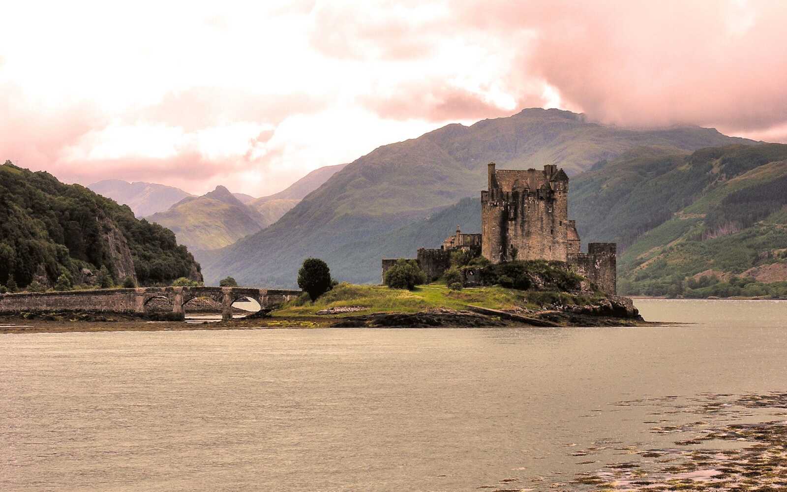 Scotland Wallpapers (37 images) - WallpaperCat