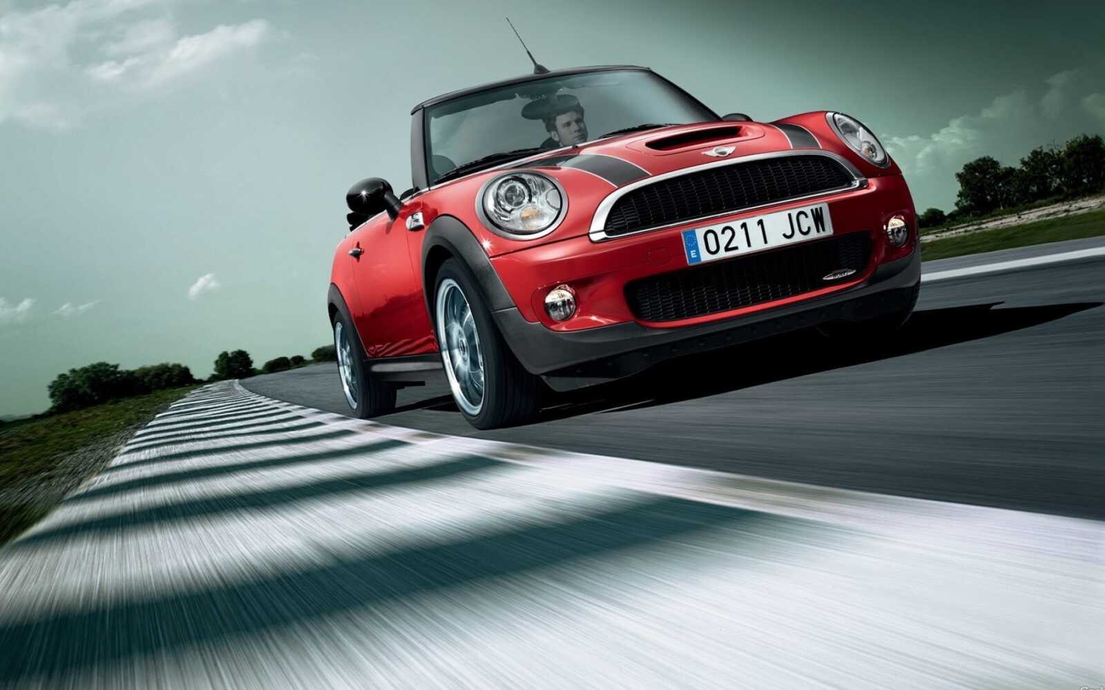 MINI Cooper Wallpapers (78 images) - WallpaperCat
