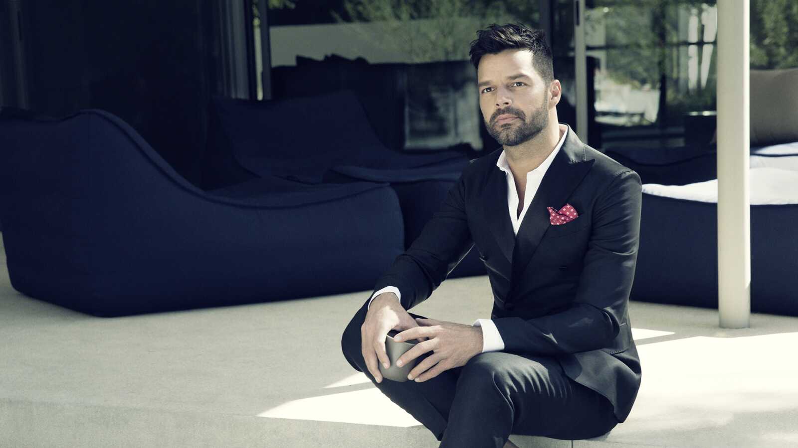 Ricky Martin Wallpapers (35 images) - WallpaperCat