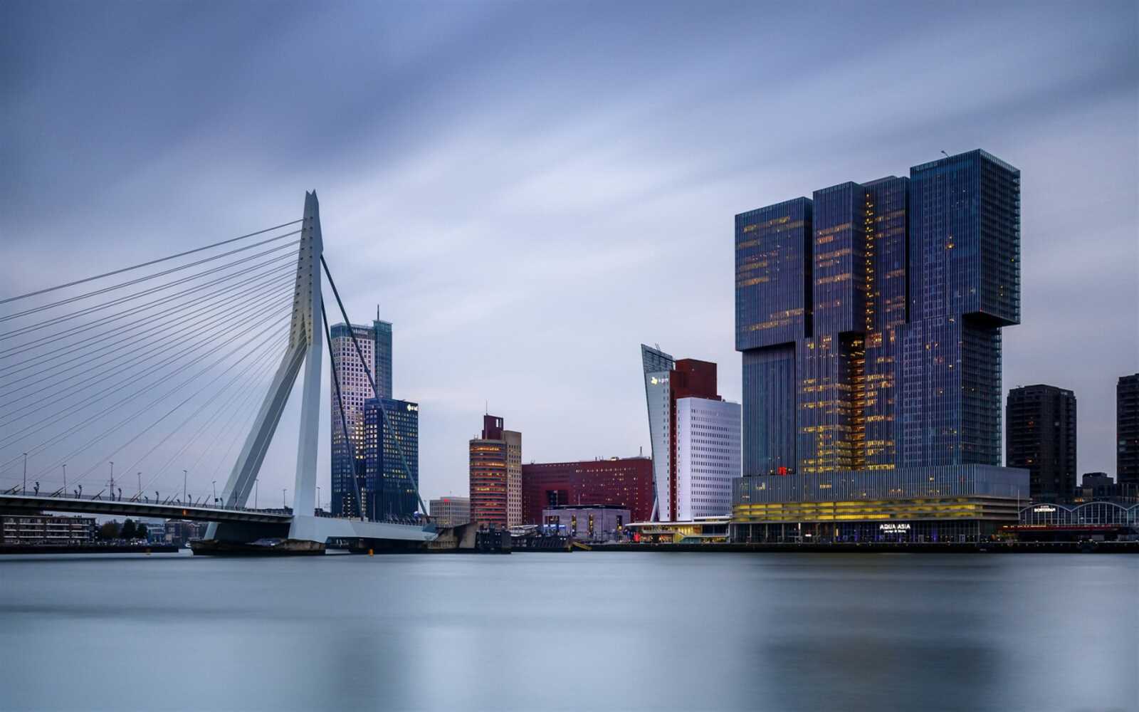 Rotterdam Skyline Wallpapers (33 images) - WallpaperCat