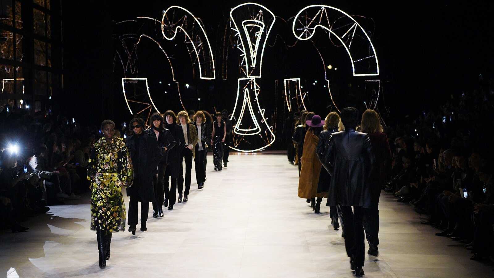 Celine (LVMH) Wallpapers (15 images) - WallpaperCat