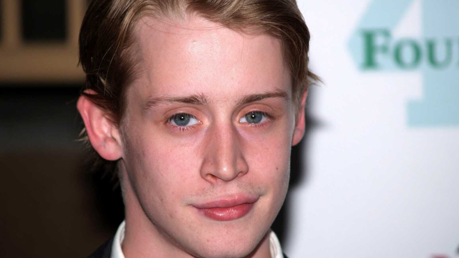 Macaulay Culkin Wallpapers (34 images) - WallpaperCat