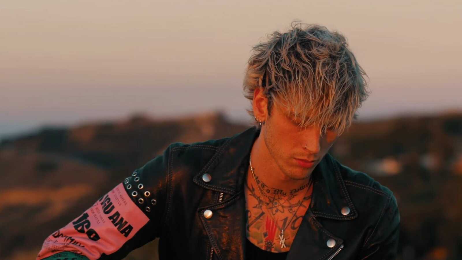 Machine Gun Kelly Wallpapers (34 images) - WallpaperCat