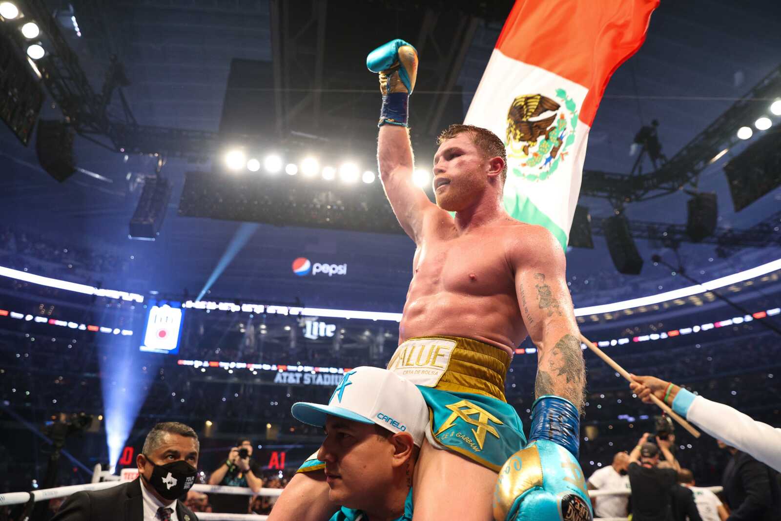 Canelo Alvarez Wallpapers (26 images) - WallpaperCat